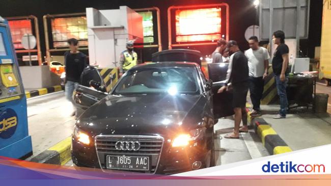 Pelat di Mobil Pemukul Mahasiswa Pakai Tongkat Baseball Ternyata Palsu
