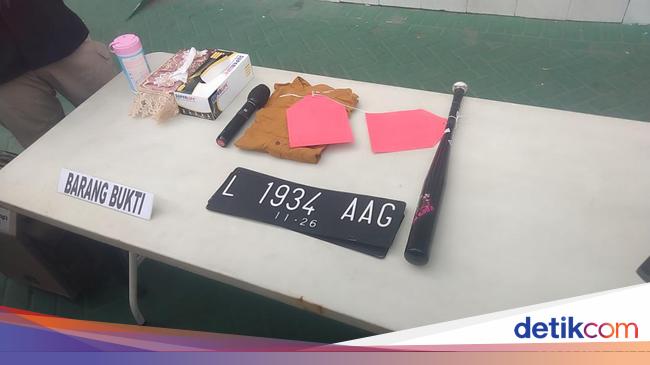 Penampakan Tongkat Baseball yang Digunakan Pukul Mahasiswa