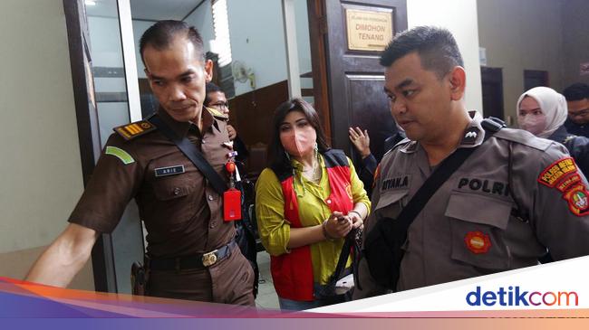 Dea OnlyFans Seperti Terlahir Kembali Usai Bebas dari Penjara