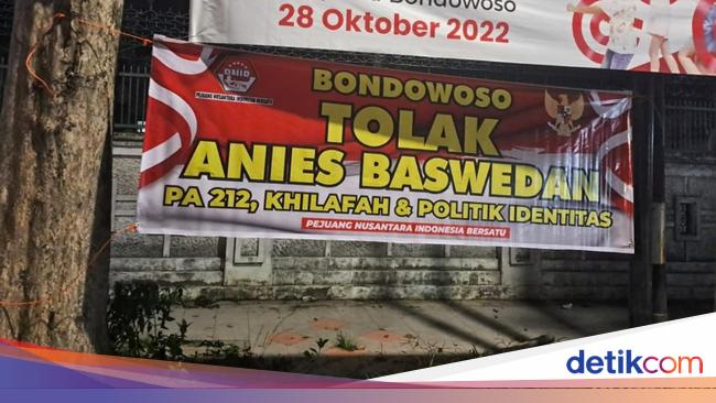 Polisi Tak Pernah Dengar Nama Pembuat Spanduk Tolak Anies di Bondowoso Polisi Tak Pernah Dengar Nama Pembuat Spanduk Tolak Anies di Bondowoso