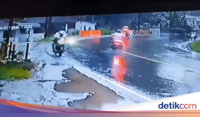 Pemotor Terjun ke Jurang hingga Sosok Wanita Berkebaya di Tikungan Ciawi