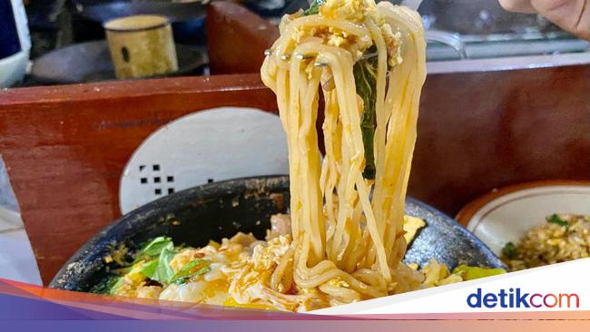 5 Warkop Ini Punya Racikan Indomie Enak, Tampomas hingga Mang Ade