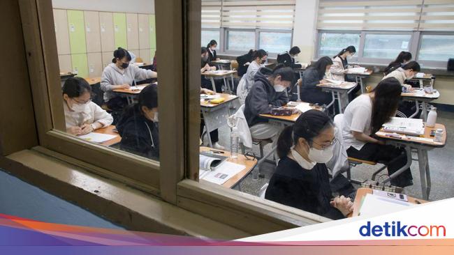 Tes Perguruan Tinggi Setop 90 Detik Lebih Awal, Pelajar Korsel Gugat ...