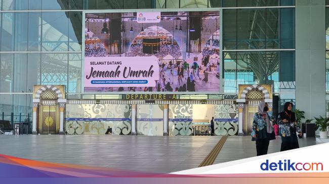 Akhirnya! Jemaah Umrah Terbang dari Bandara Kertajati