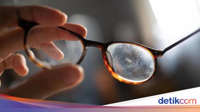 6 Cara Merawat Lensa Kacamata agar Tahan Lama