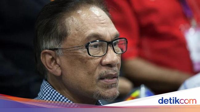 Jet Pribadi Jatuh di Malaysia, PM Anwar Ibrahim Ucapkan Belasungkawa