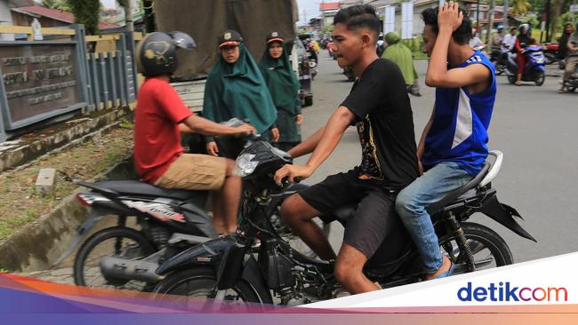 Warga di Aceh Kena Razia Gegara Busana Ketat-Celana Pendek
