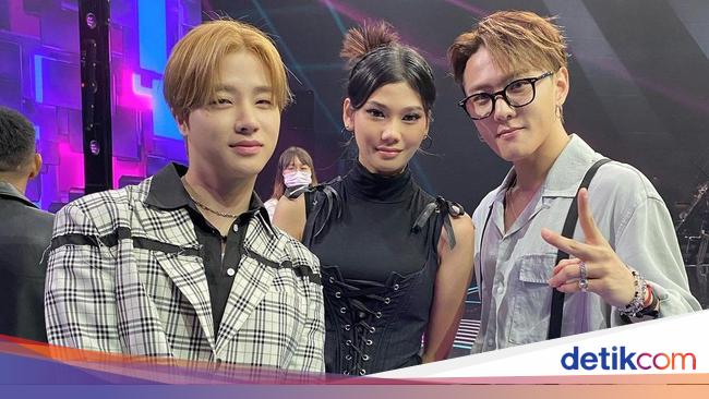 Rachel Manurung Calon Bintang yang 'Lahirnya' Disaksikan iKON