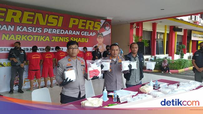 Polresta Barelang Gagalkan Peredaran 26 5 Kg Sabu