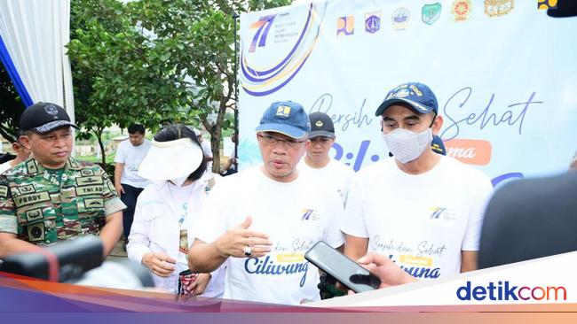 Hari Bakti PU, KemenPUPR Gelar Aksi Bersih-bersih Sungai Ciliwung