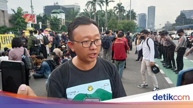 Tolak RKUHP Disahkan, YLBHI Bakal 'Berkantor' di Depan DPR Tolak RKUHP Disahkan, YLBHI Bakal 'Berkantor' di Depan DPR