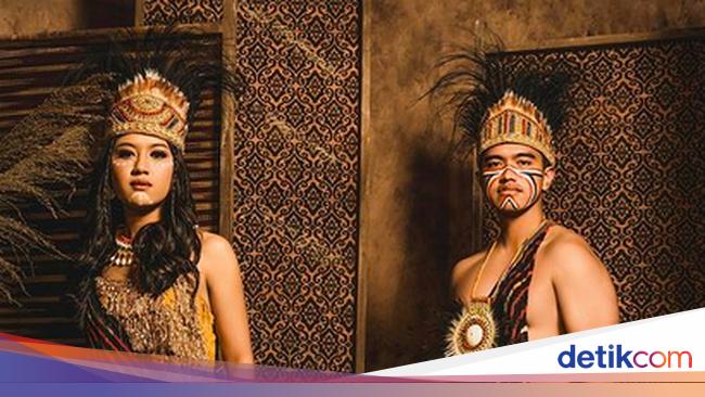 Ribuan Relawan Jokowi Bakal Hadiri Tasyakuran Pernikahan Kaesang-Erina Ribuan Relawan Jokowi Bakal Hadiri Tasyakuran Pernikahan Kaesang-Erina