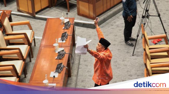 Gerindra Bingung Anggota PKS Kritik Pengesahan RKUHP: Mereka Setuju Gerindra Bingung Anggota PKS Kritik Pengesahan RKUHP: Mereka Setuju