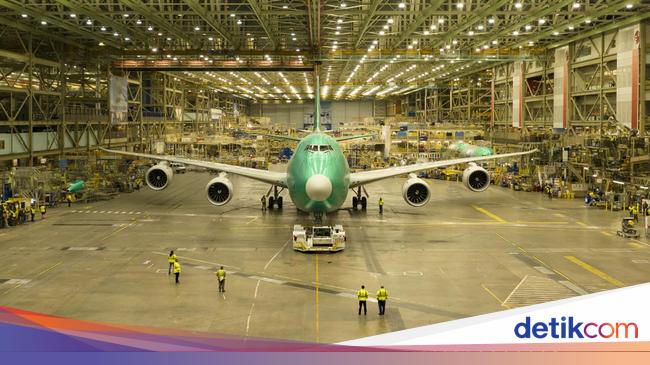 Potret Pesawat Jumbo B747 Terakhir Keluar Pabrik
