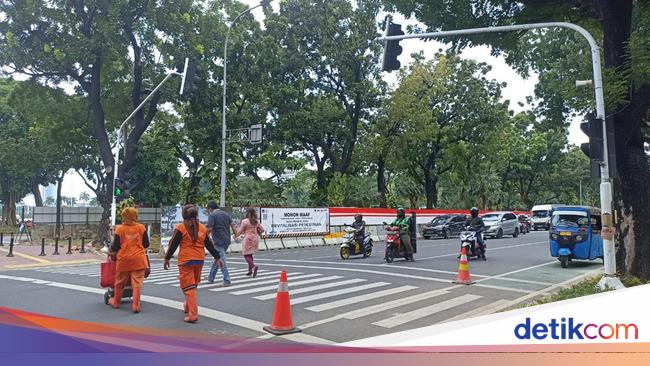 DKI Revitalisasi Trotoar Jl Merdeka Selatan, Pelican Crossing Bakal Digeser