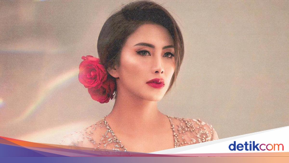 Kelly Divsha Hidup Normal Usai Tak Jadi Pramugari Private Jet