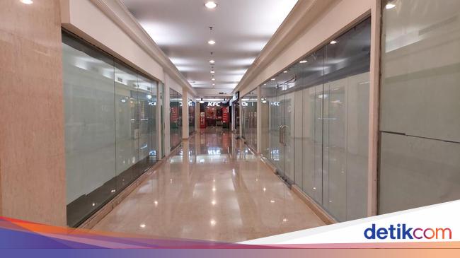 Ada Apa dengan Ratu Plaza?