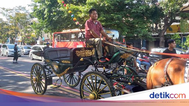 Video Gladi Bersih Kirab Tasyakuran Pernikahan Kaesang dan Erina Video Gladi Bersih Kirab Tasyakuran Pernikahan Kaesang dan Erina
