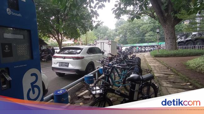 Kembang Kempis Penyewaan Sepeda Boseh di Bandung Kembang Kempis Penyewaan Sepeda Boseh di Bandung