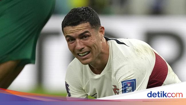 Fans Maroko Ejek Ronaldo: Bandara ke Arah Sana Tuh!