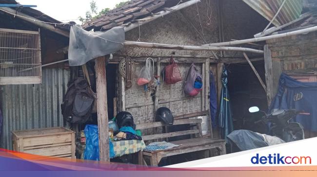 Janda 3 Cucu Tinggal di Rumah Gedek Tanpa Bansos di Pusat Kota Klaten