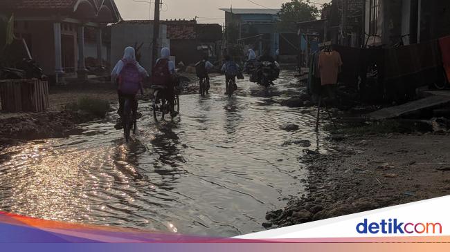 Waspada Banjir Rob di Pesisir Utara Jawa Tengah hingga Sore Ini