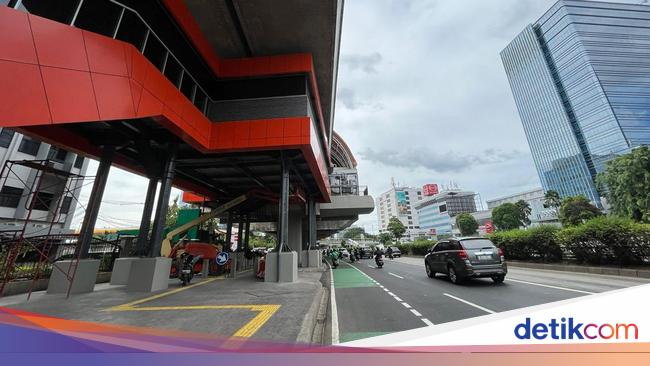 Kondisi Jl MT Haryono-Gatsu yang Kini Selesai Diperbaiki