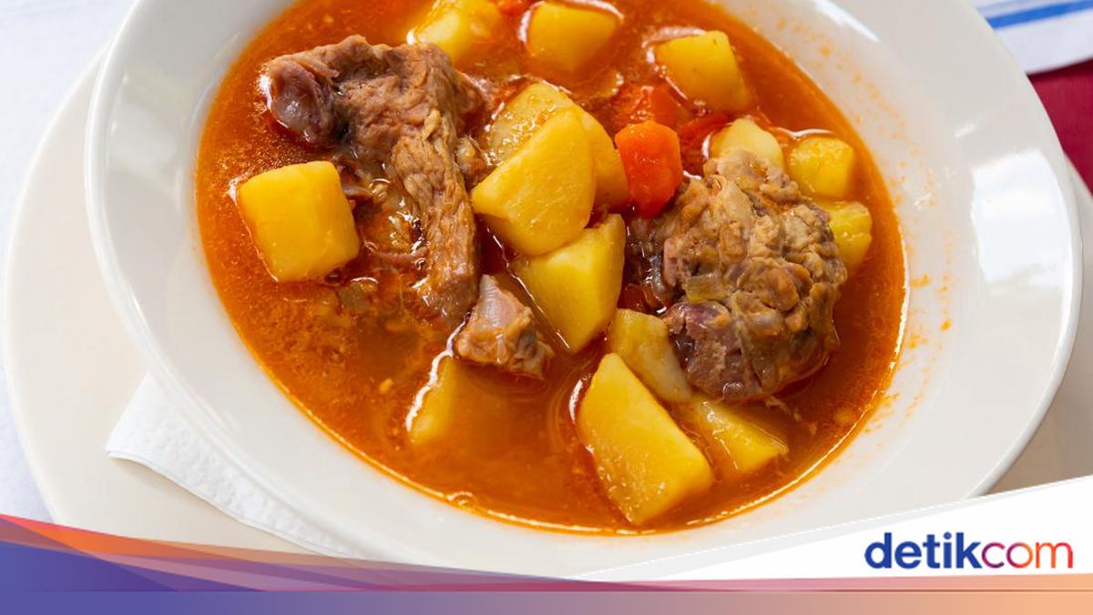 Resep Sup Daging Tomat dan Sayuran yang Menyegarkan untuk Makan Siang
