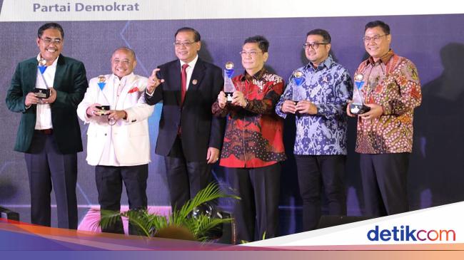 6 Tahun Jadi Partai Paling Informatif, Gerindra Ungkap Arahan Prabowo 6 Tahun Jadi Partai Paling Informatif, Gerindra Ungkap Arahan Prabowo