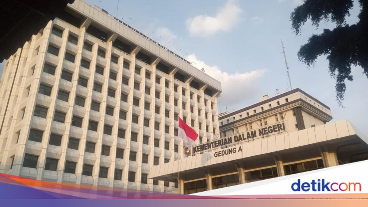 Atribut Ormas Mirip Aparat Bisa Kena Jerat