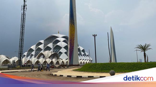 Visual 360: Melihat Masjid Al Jabbar Bandung Jelang Diresmikan