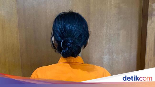 Tersangka Baru Penyiksa ART di Jaksel Pukul Korban dengan Sapu dan Sandal Tersangka Baru Penyiksa ART di Jaksel Pukul Korban dengan Sapu dan Sandal