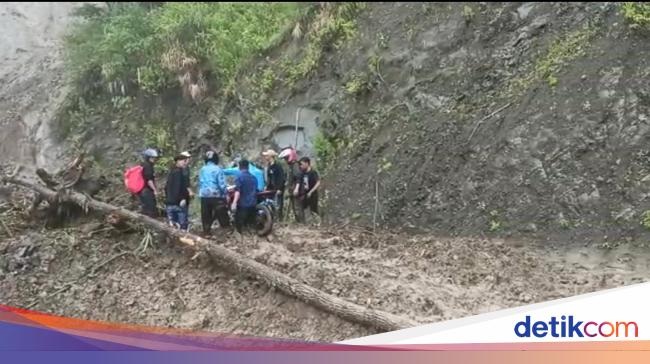Longsor Susulan Terjang Mappak Tana Toraja, Warga 1 Kecamatan Terisolir