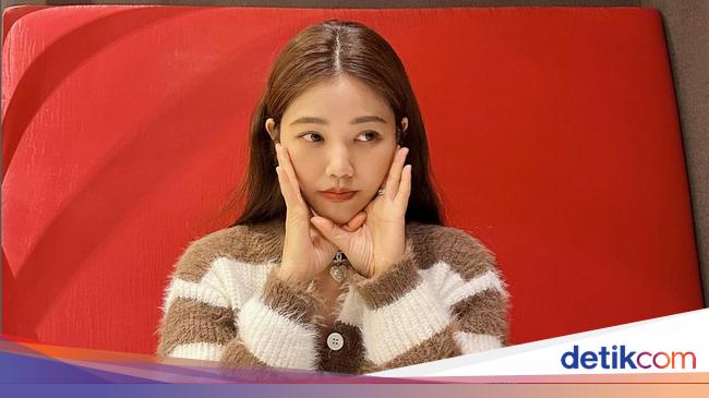 7 Potret Wajah Wanita 47 Tahun Sering Dikira Remaja, Ungkap Tips Awet Muda