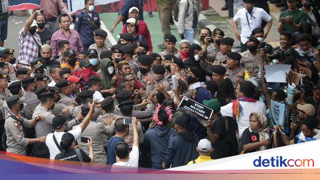 Demo Peringatan 61 Tahun Trikora Papua di Depan Kantor PBB Diwarnai Ricuh