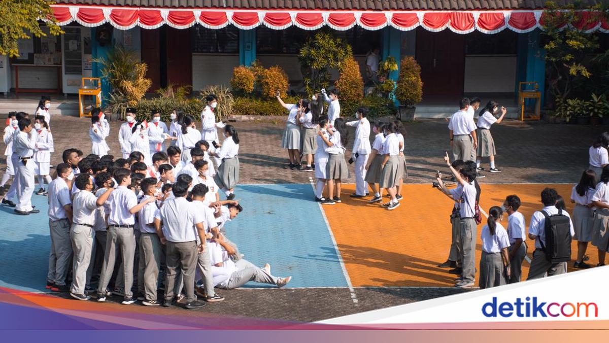 30+ Contoh Yel-yel MPLS SMP-SMA: Semangat, Kocak, dan Bikin Kompak!