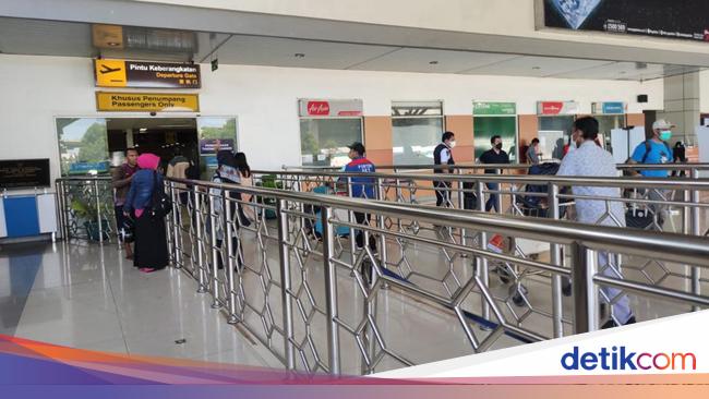Pemudik di Bandara Makassar Naik 35% Jelang Natal, Puncaknya Diprediksi H-2