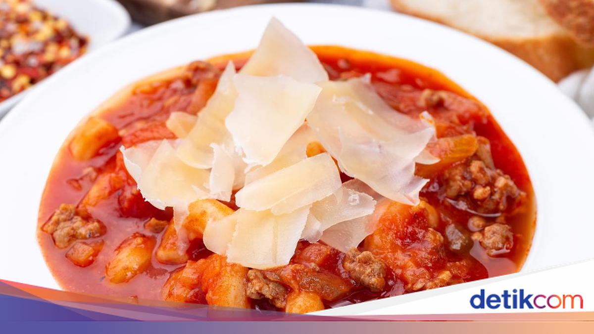 Resep Sup Tomat Makaroni dan Sayuran, Asam Segar untuk Santap Malam