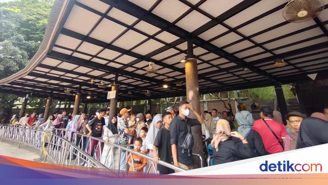 Dufan Ramai Diserbu Pengunjung, Sejumlah Wahana Permainan Antre Panjang