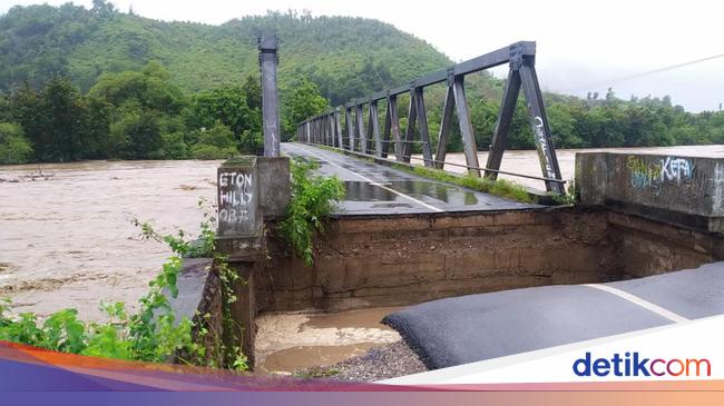Jembatan Kapsali di Amfoang Nyaris Putus Akibat Hujan Deras