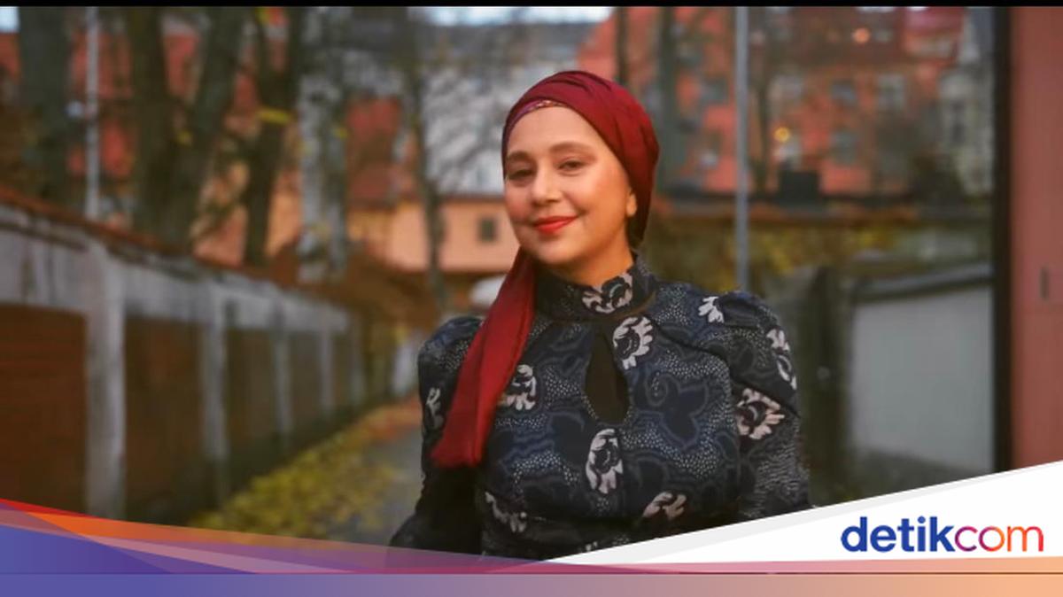 Ayu Azhari Ungkap Kesulitan Jadi Dubber Bahasa Indonesia untuk Film India