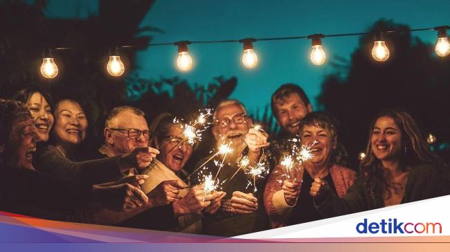 Tradisi Unik Saat Menyambut Tahun Baru di Berbagai Negara
