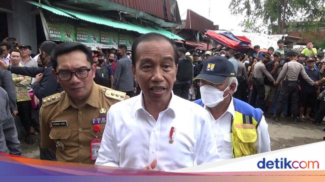 Jokowi Ungkap Tujuan Larang Jual Rokok Ketengan Jokowi Ungkap Tujuan Larang Jual Rokok Ketengan