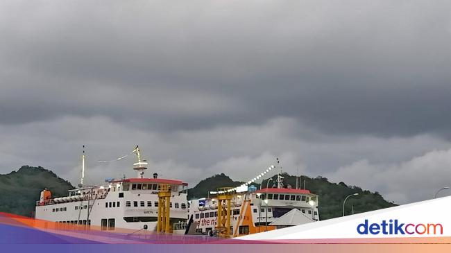 Kapal Feri Labuan Bajo-Sape Kembali Tutup hingga 2 Januari 2023