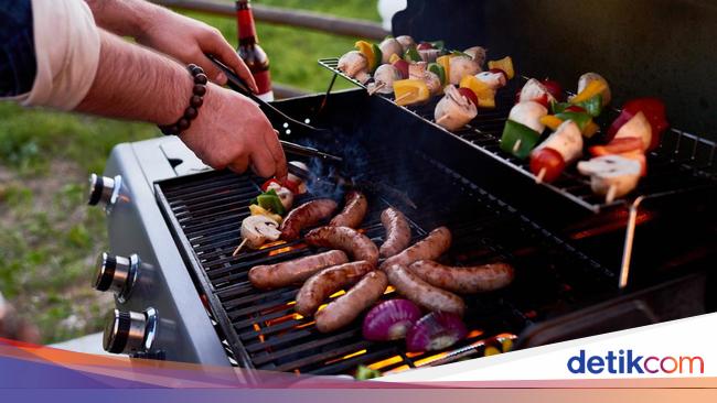Menyambut Tahun Baru 2023 dengan Pesta BBQ di Rumah