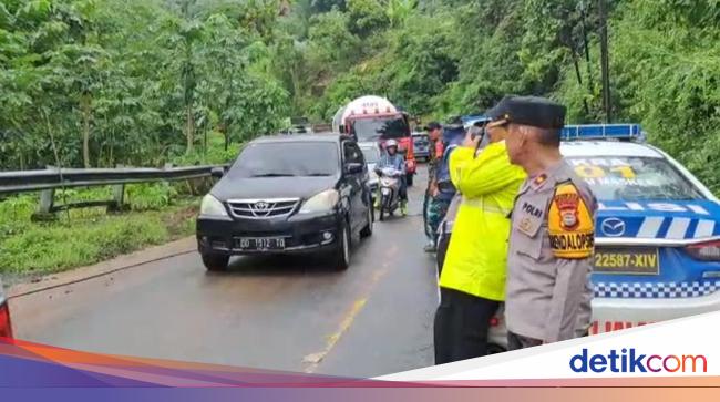 Jalan Poros Maros-Bone di Camba Sudah Terbuka, Pakai Sistem Buka Tutup