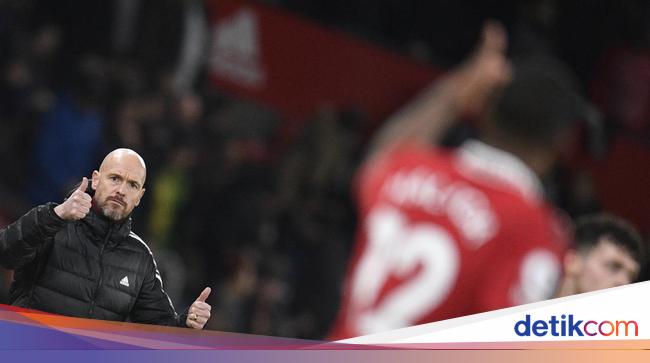 Erik ten Hag Bikin Ruang Ganti MU Hangat Erik ten Hag Bikin Ruang Ganti MU Hangat