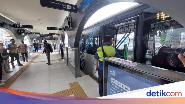 Revitalisasi Selesai, Halte TJ dan Stasiun Jatinegara Segera Terintegrasi