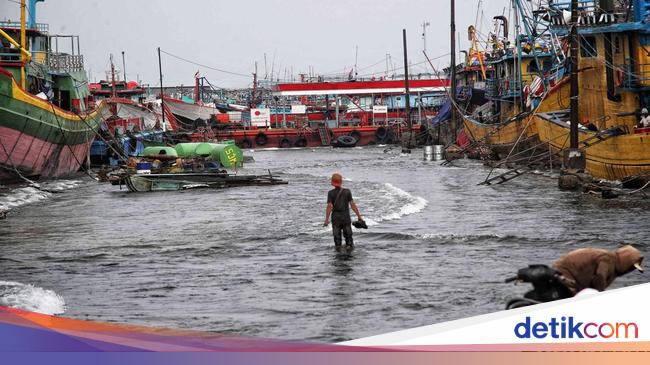 Fenomena Full Moon, Warga Pesisir Jakarta Waspada Banjir hingga 6 Februari