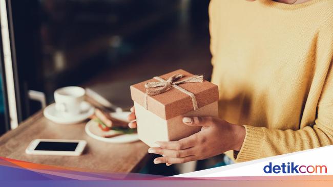 Bingung Cari Hadiah Berkesan untuk Tukar Kado? Ini 10 Rekomendasinya